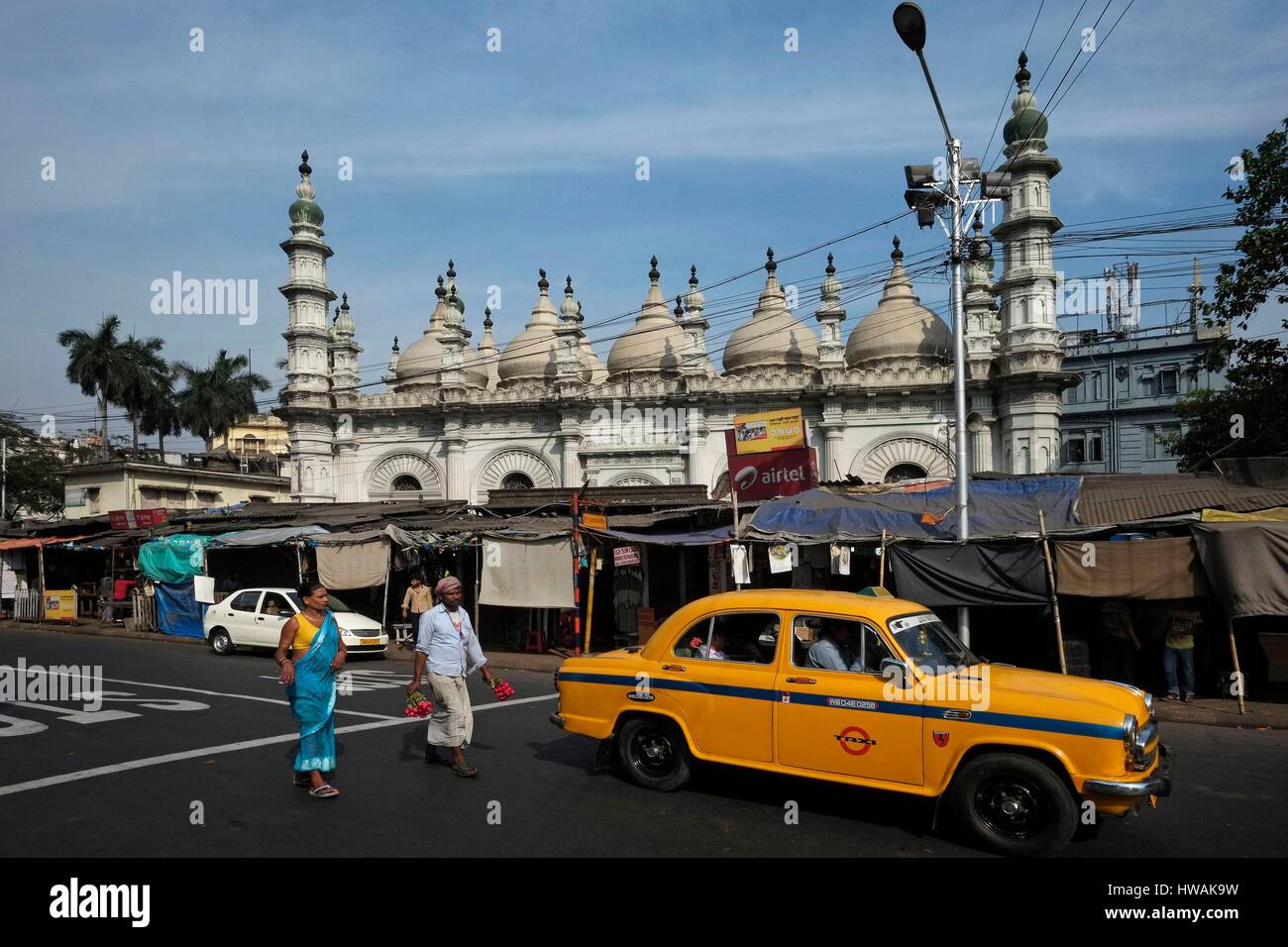 Kolkata mosque hi-res stock photography and images - Alamy