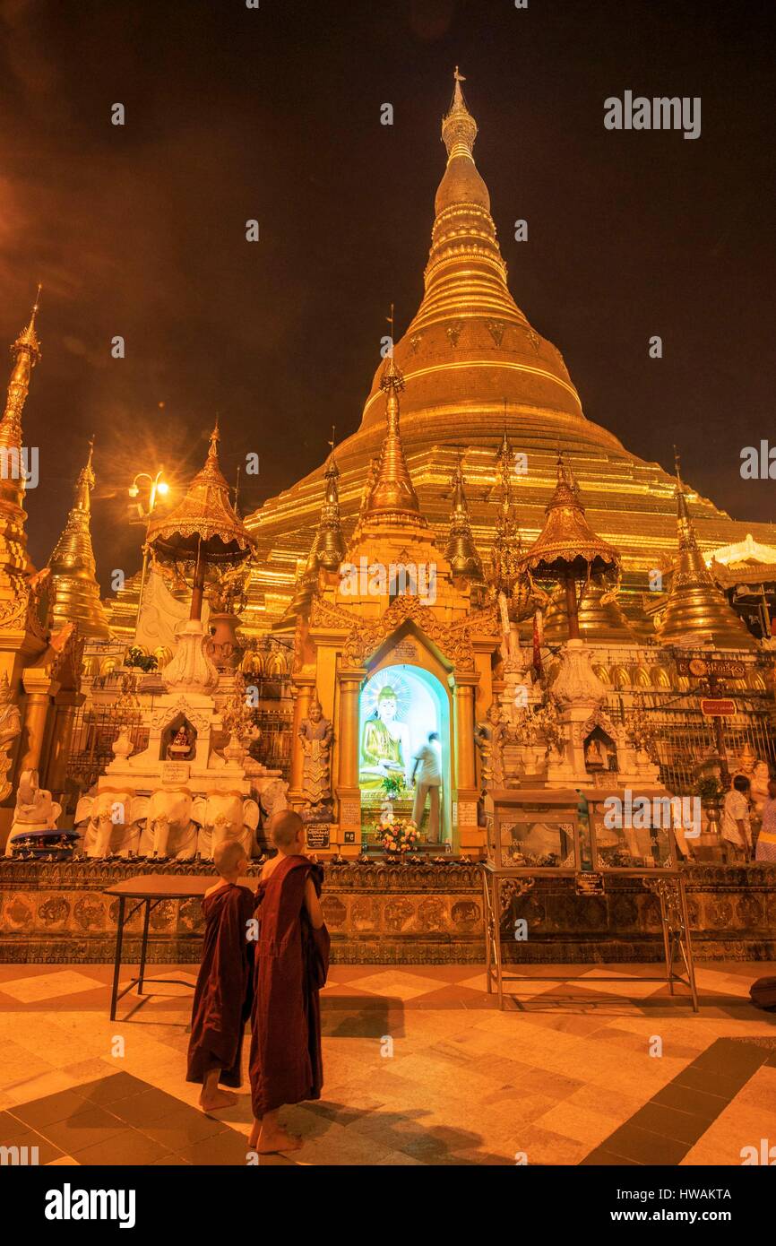 Myanmar, Yangon State, Yangon, Shwedagon Pagoda Stock Photo - Alamy