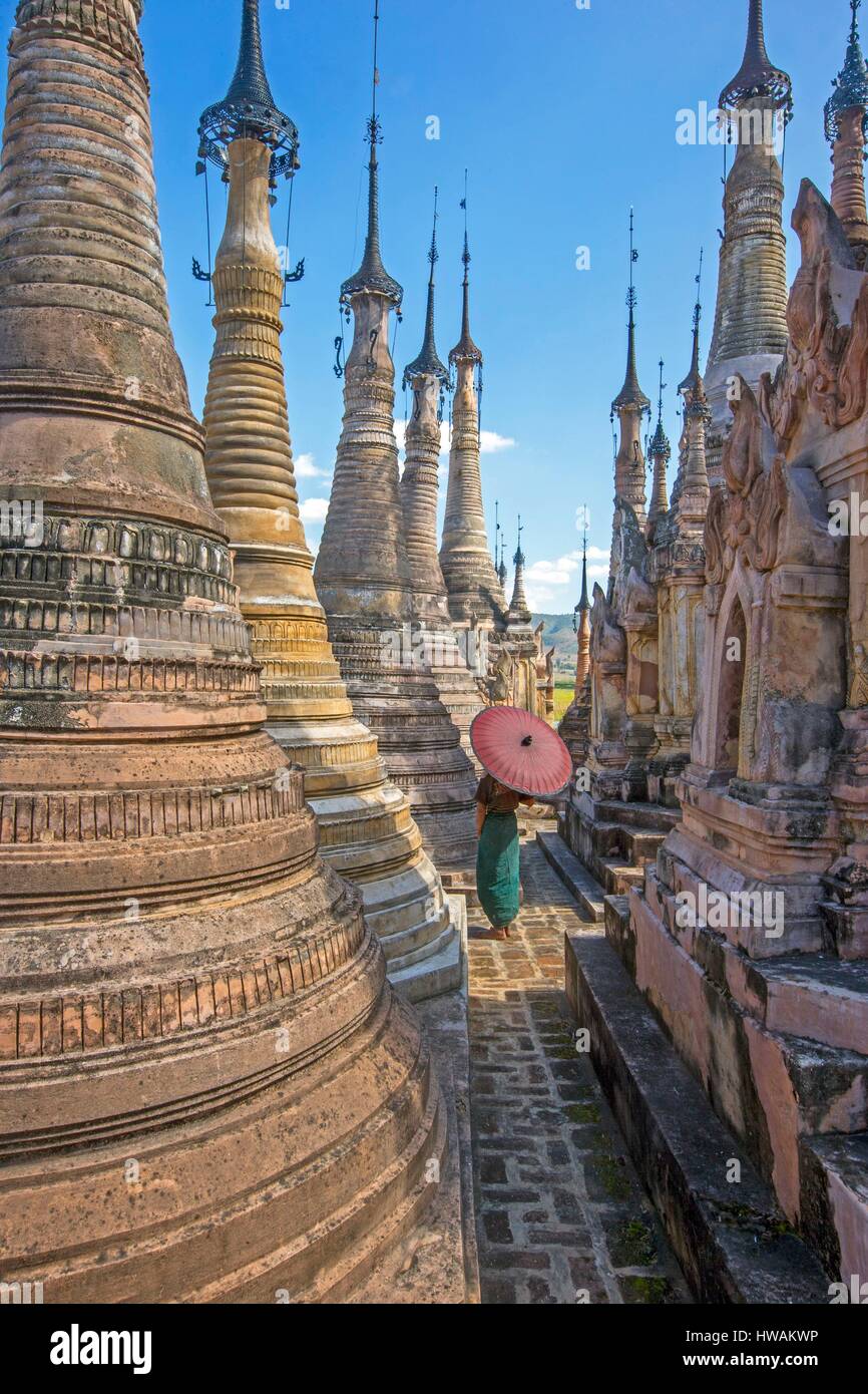 Myanmar, Shan State, Inle lake, Shwe Inn Dain Pagoda Stock Photo - Alamy