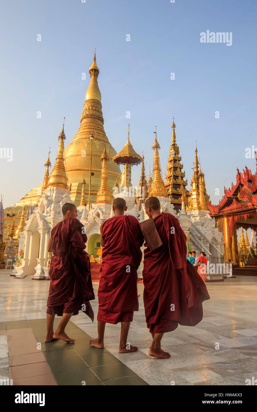 Myanmar, Yangon State, Yangon, Shwedagon Pagoda Stock Photo - Alamy
