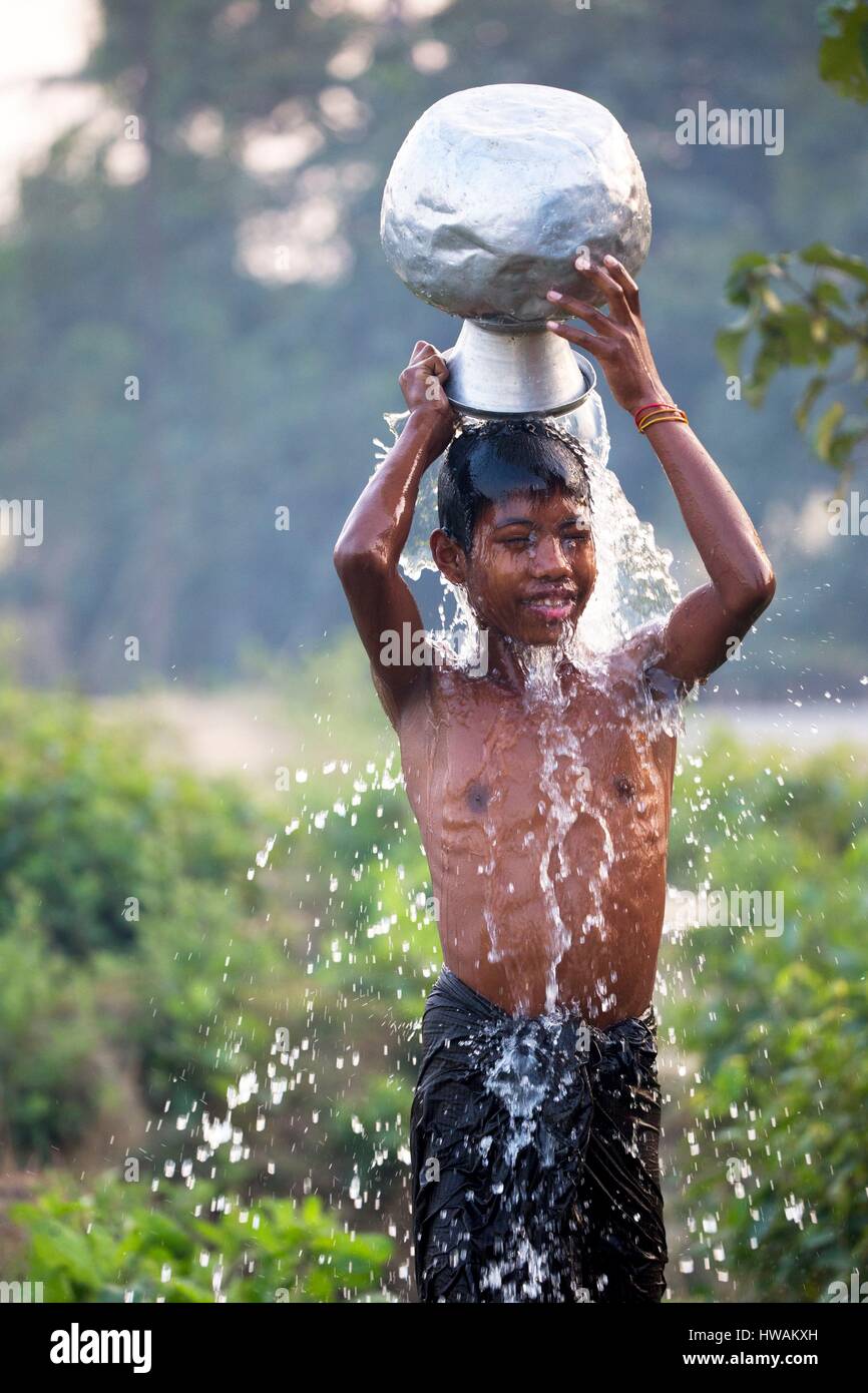 Doing toilet hi-res stock photography and images - Alamy