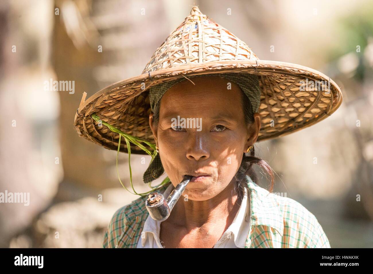 Myanmar, Rakhine State, Mrauk U region, Pan Ba village, Chin lady ...