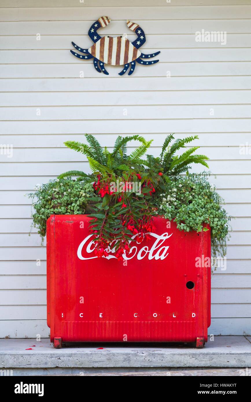 Coca cola machine hi-res stock photography and images - Alamy