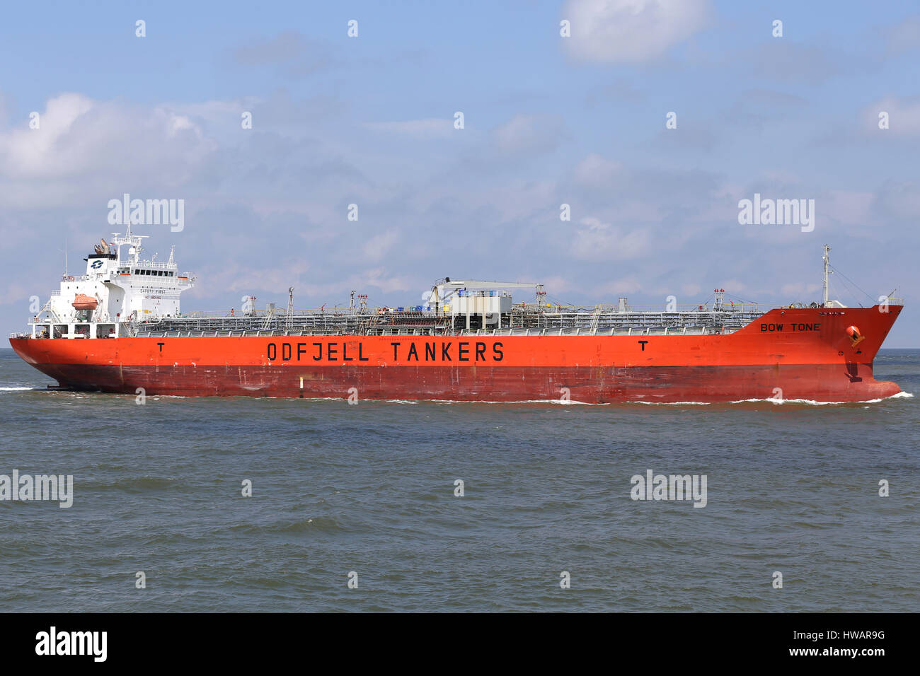 Tankers ship bow hi-res stock photography and images - Alamy