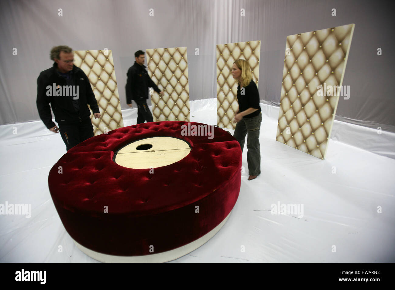 building a set for the TV programme Stock Photo - Alamy