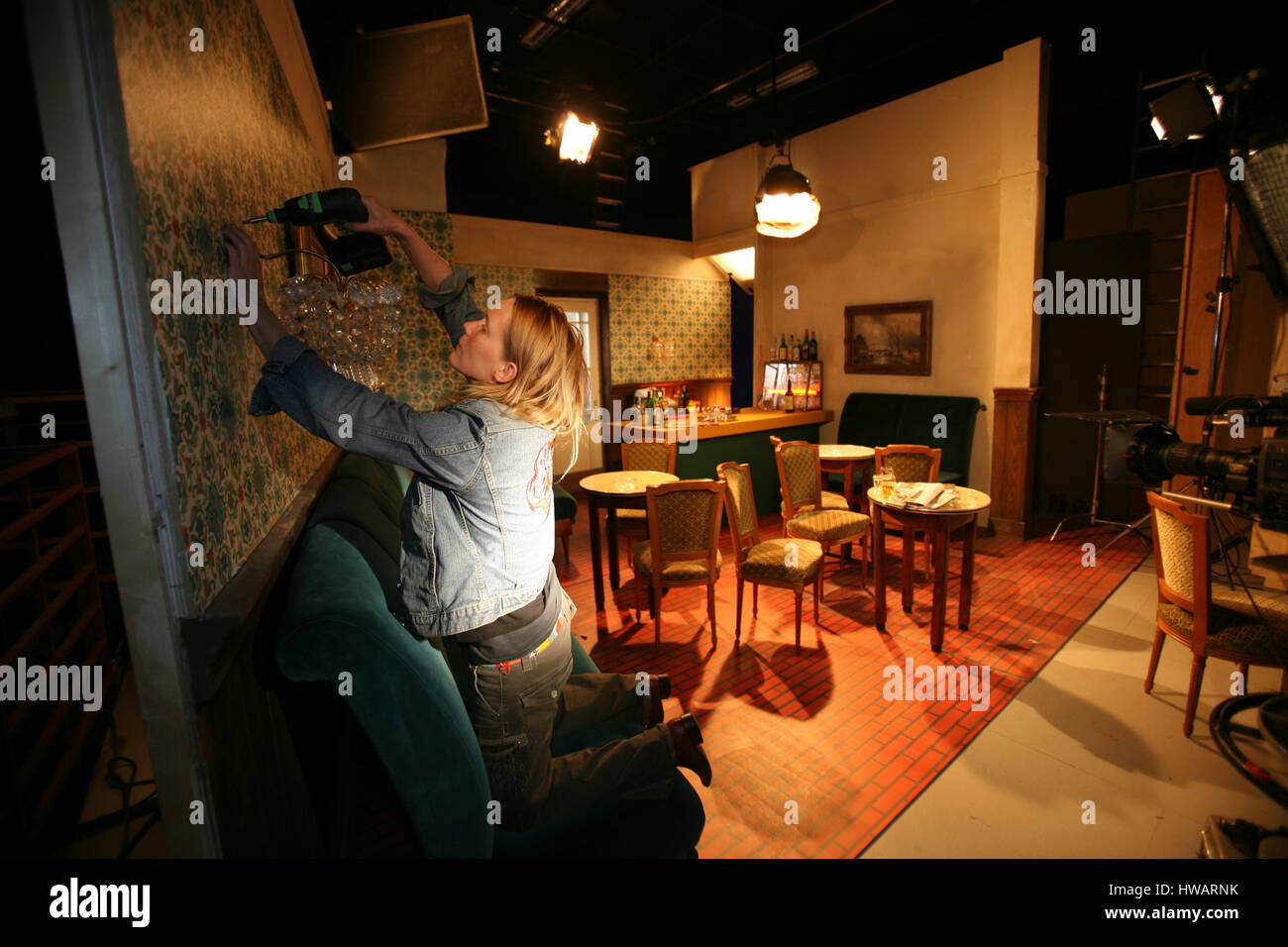 building a set for the TV programme Stock Photo - Alamy