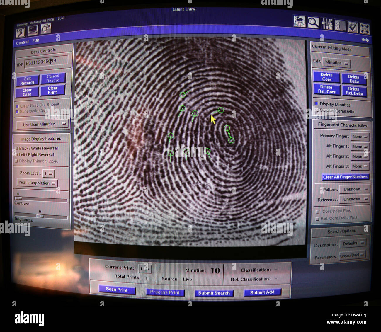 Police force computer screen hi-res stock photography and images - Alamy