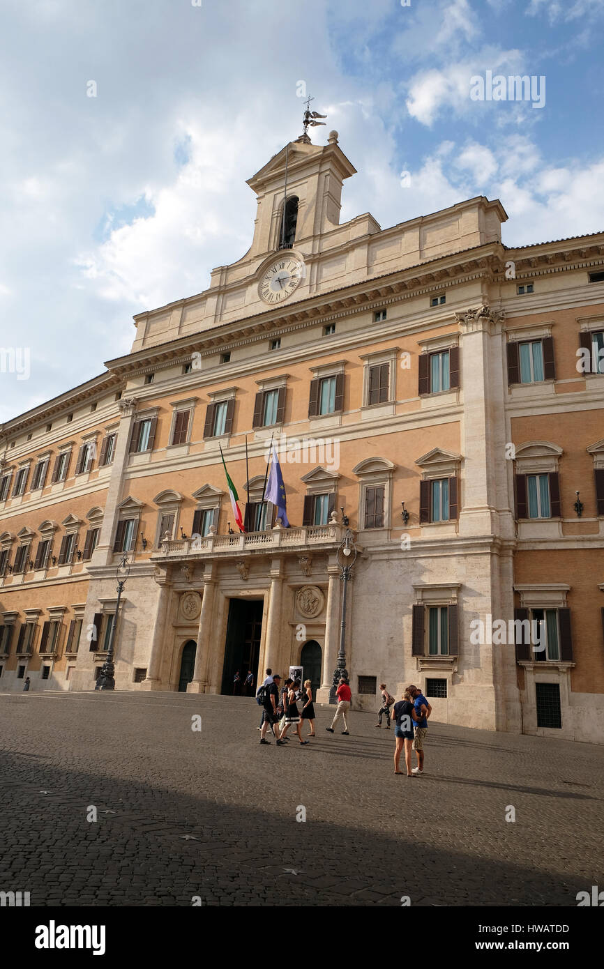 The italian parliament building in rome hi-res stock photography and ...