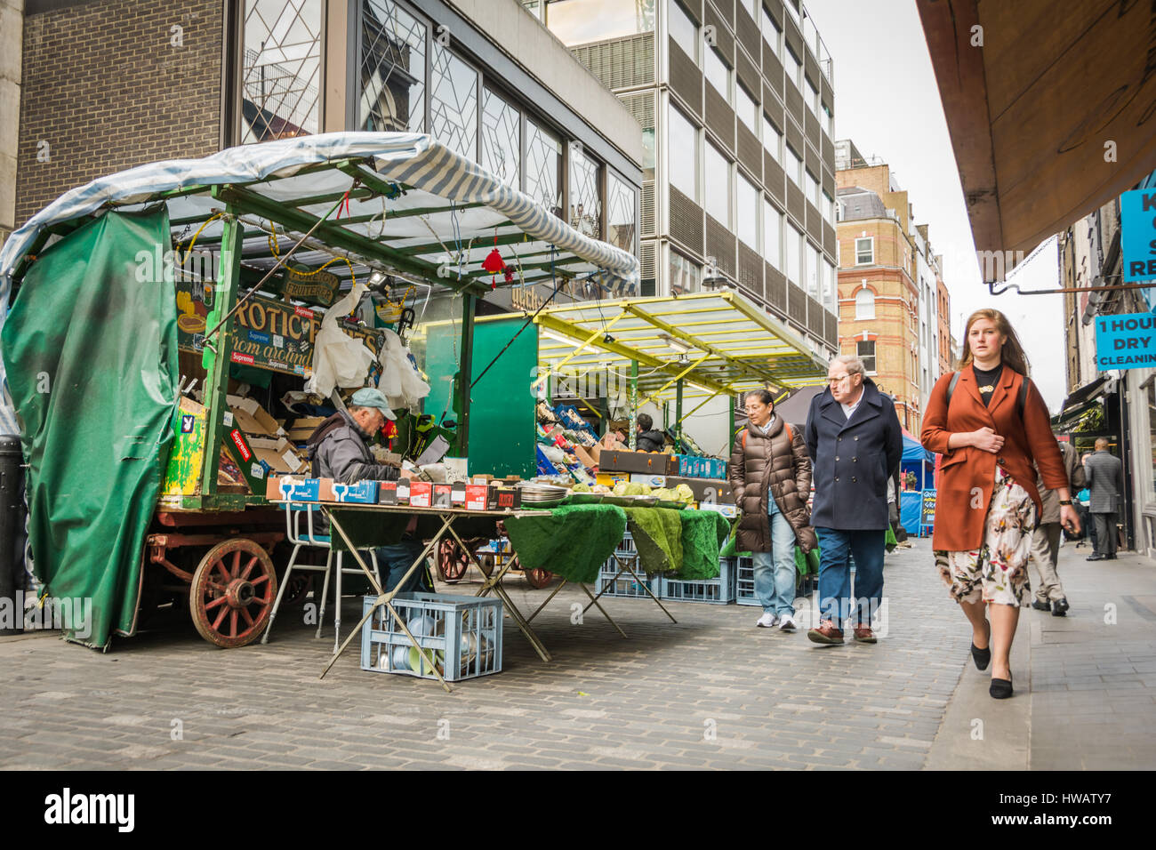 Berwick street market hi-res stock photography and images - Alamy