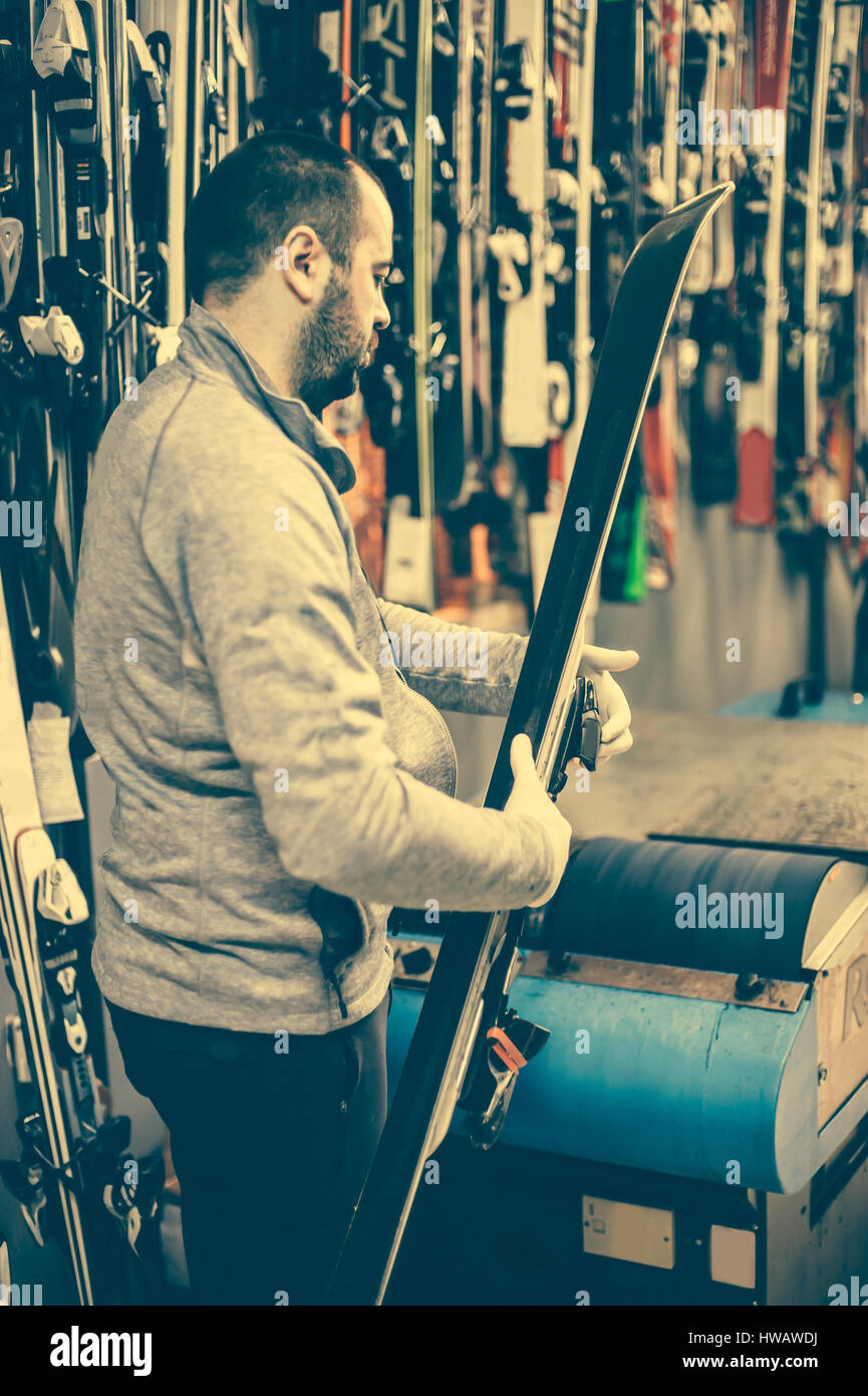 Tuning skis hi-res stock photography and images - Alamy