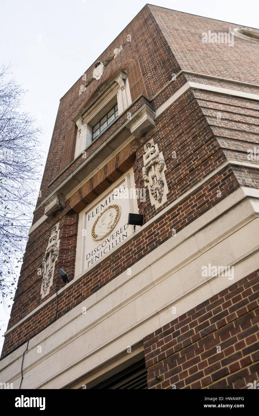 Plaque to Sir Alexander Fleming outside St Mary's Hospital, London, UK ...