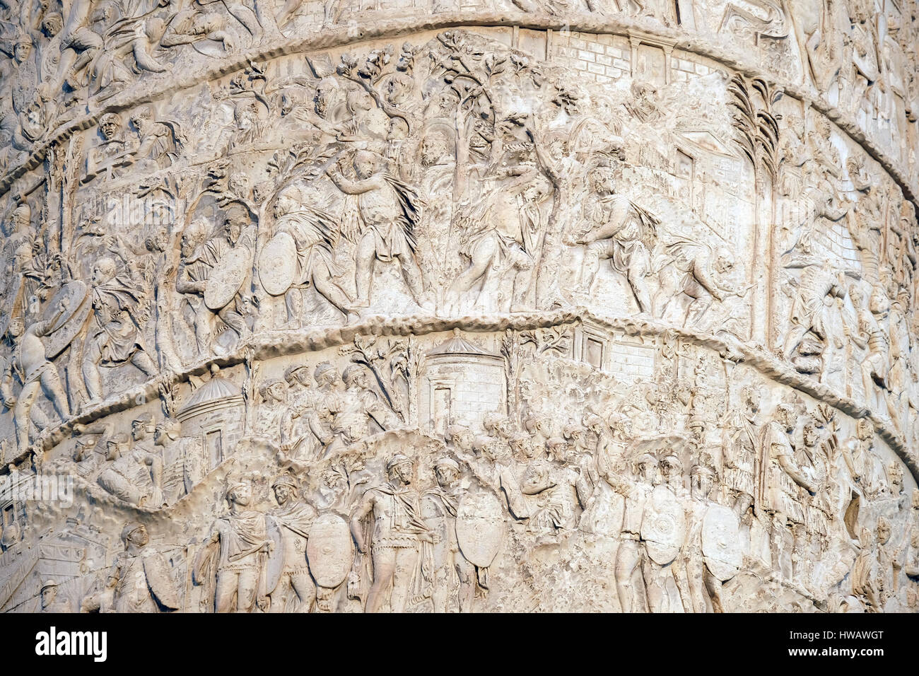 Trajan column relief emperor roman war battle soldiers dacian wars hi ...