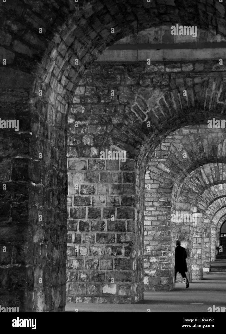 Pathway under bridge hi-res stock photography and images - Alamy