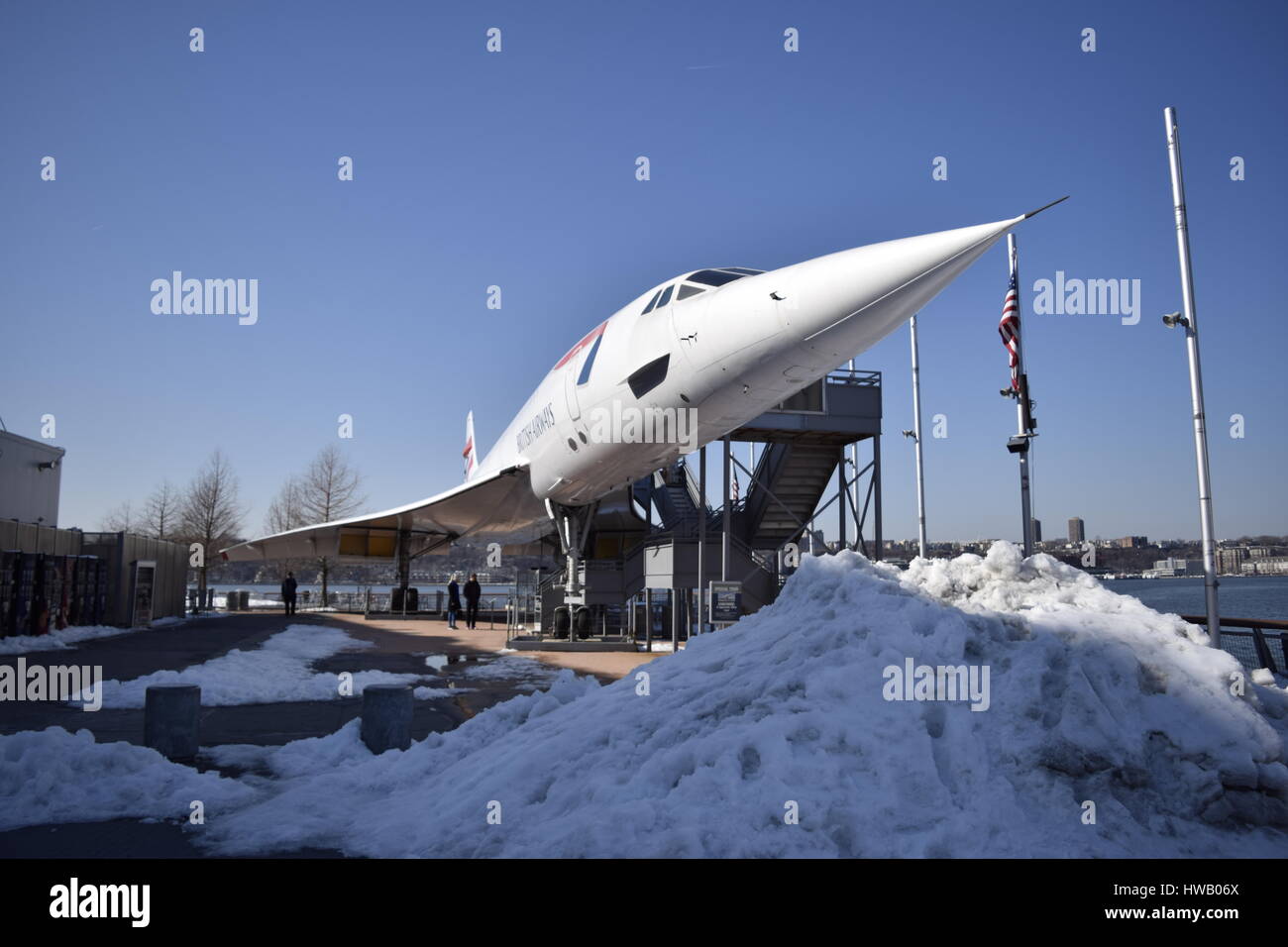 Concorde intrepid hi-res stock photography and images - Alamy