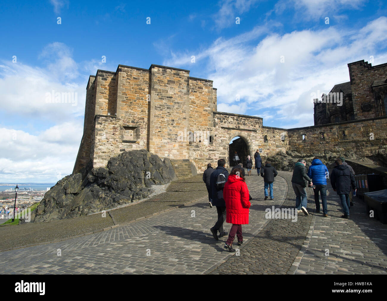 Inside edinburgh castle hi-res stock photography and images - Alamy