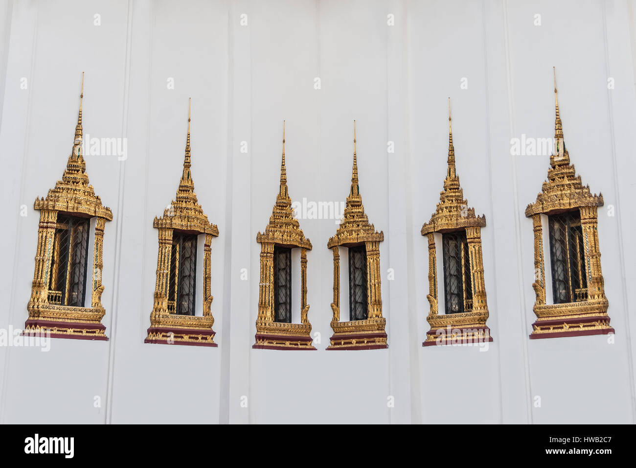 Gold golden window palace hi-res stock photography and images - Alamy