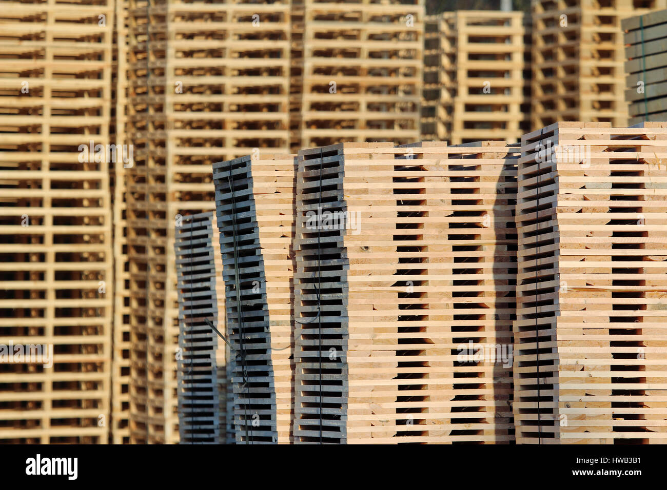 Wood Pallets To Build Pattern DIY Wood Pallet Decoration Ideas | Multi
