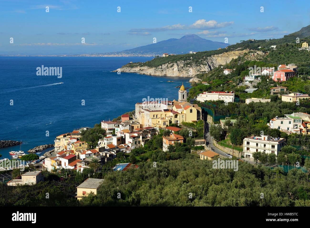 Italy, Campania, Gulf of Naples, Sorrentine Peninsula, Marina di Puolo ...