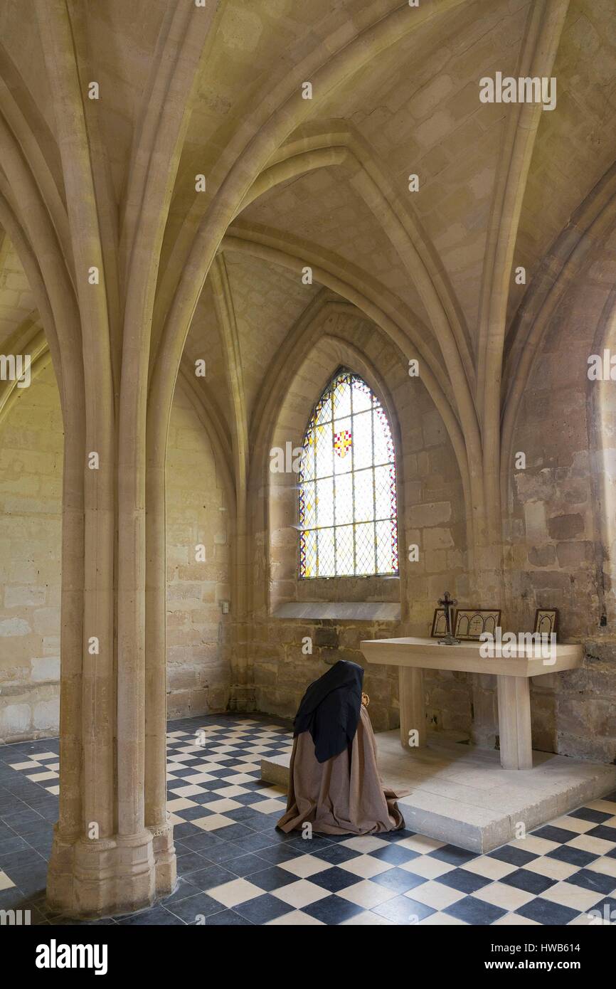 France, Oise, Pontpoint, Abbaye du Moncel, the chartrier Stock Photo ...
