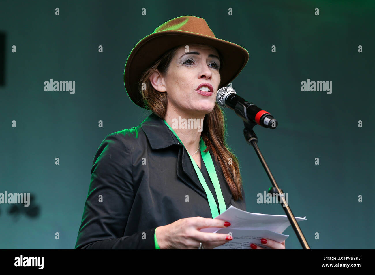 Trafalgar Square.. London. UK 19 Mar 2017- Mrs Greta Mulhall speaks at ...