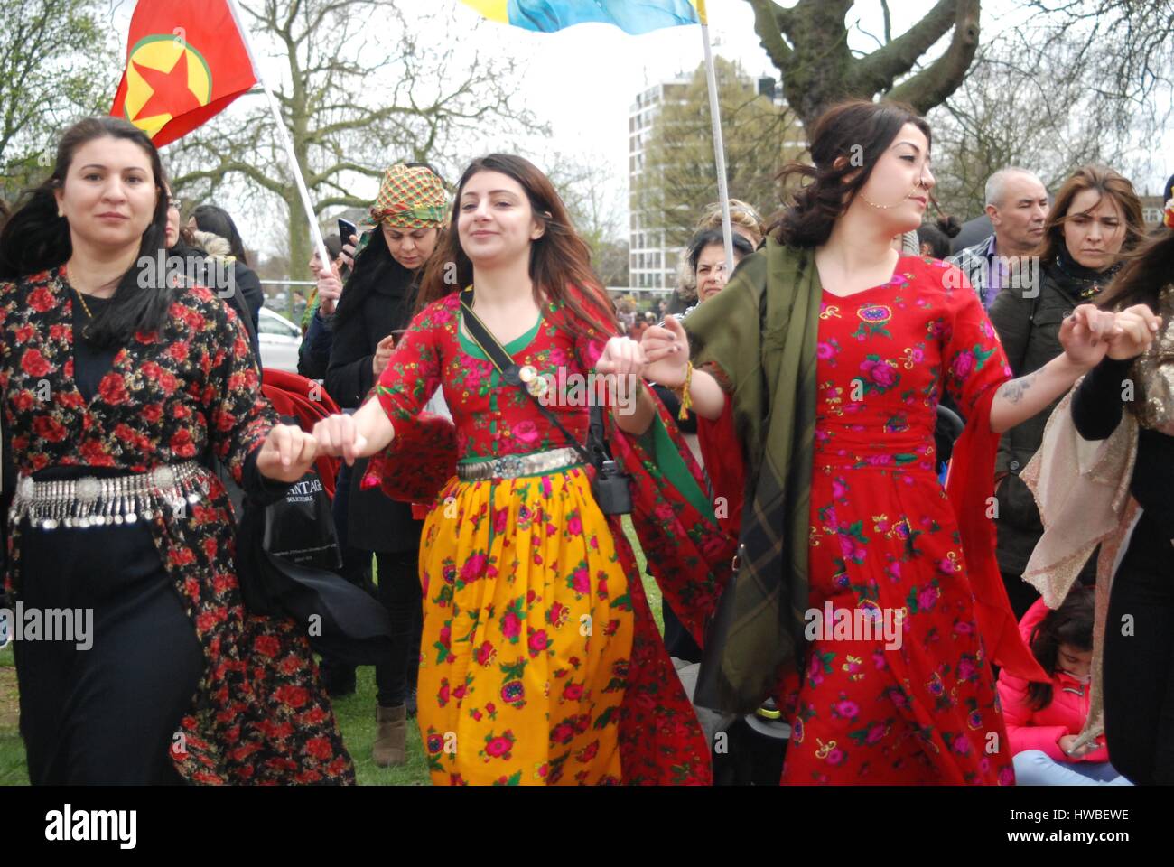 Kurdish dancing hi-res stock photography and images - Alamy
