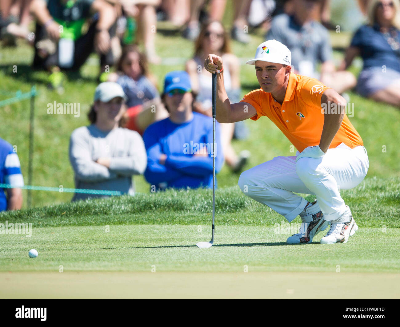 Orlando, FL, USA. 19th Mar, 2017. Rickie Fowler lines up his shot on ...