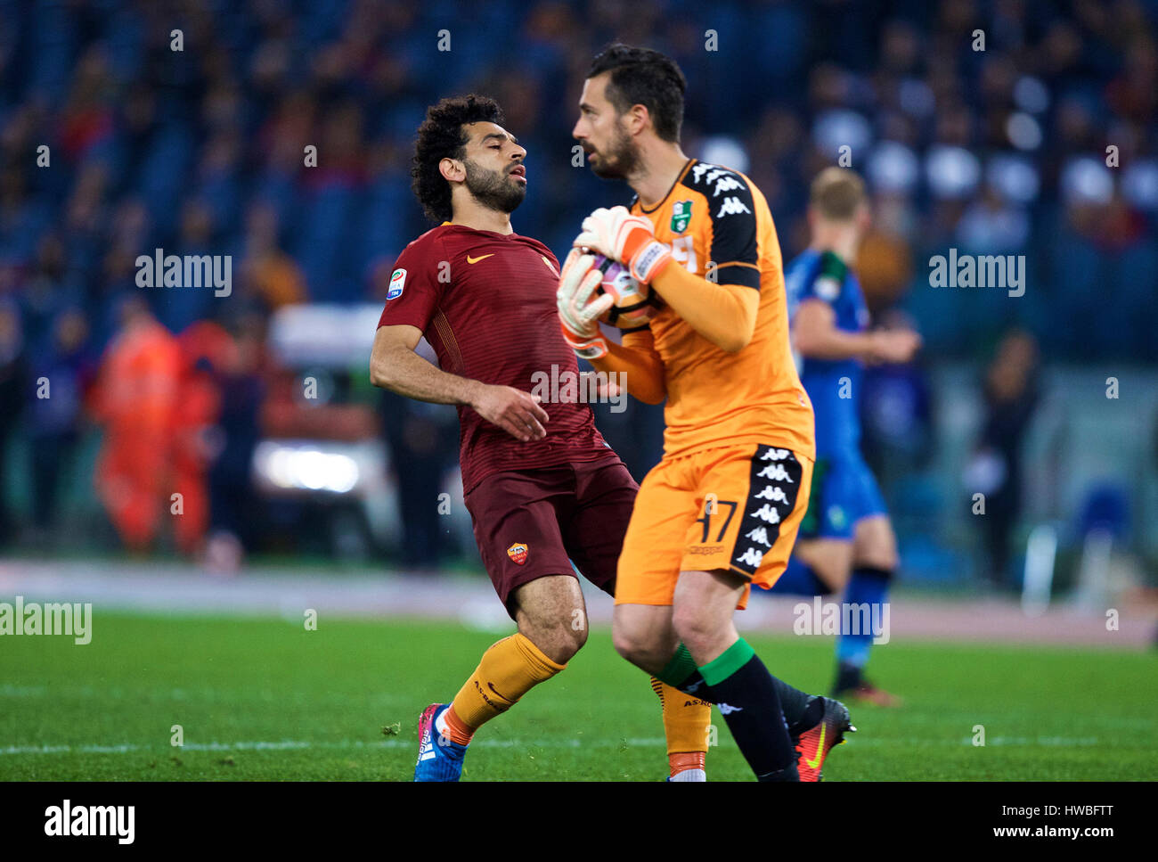Mohamed salah goal 2017 hi-res stock photography and images - Alamy