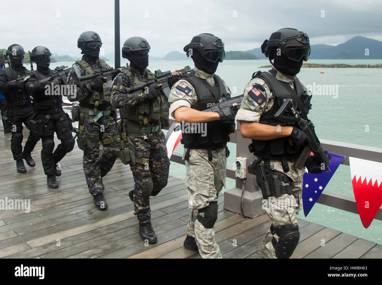 Langkawi, Malaysia. 20th Mar, 2017. Malaysian special forces displays ...