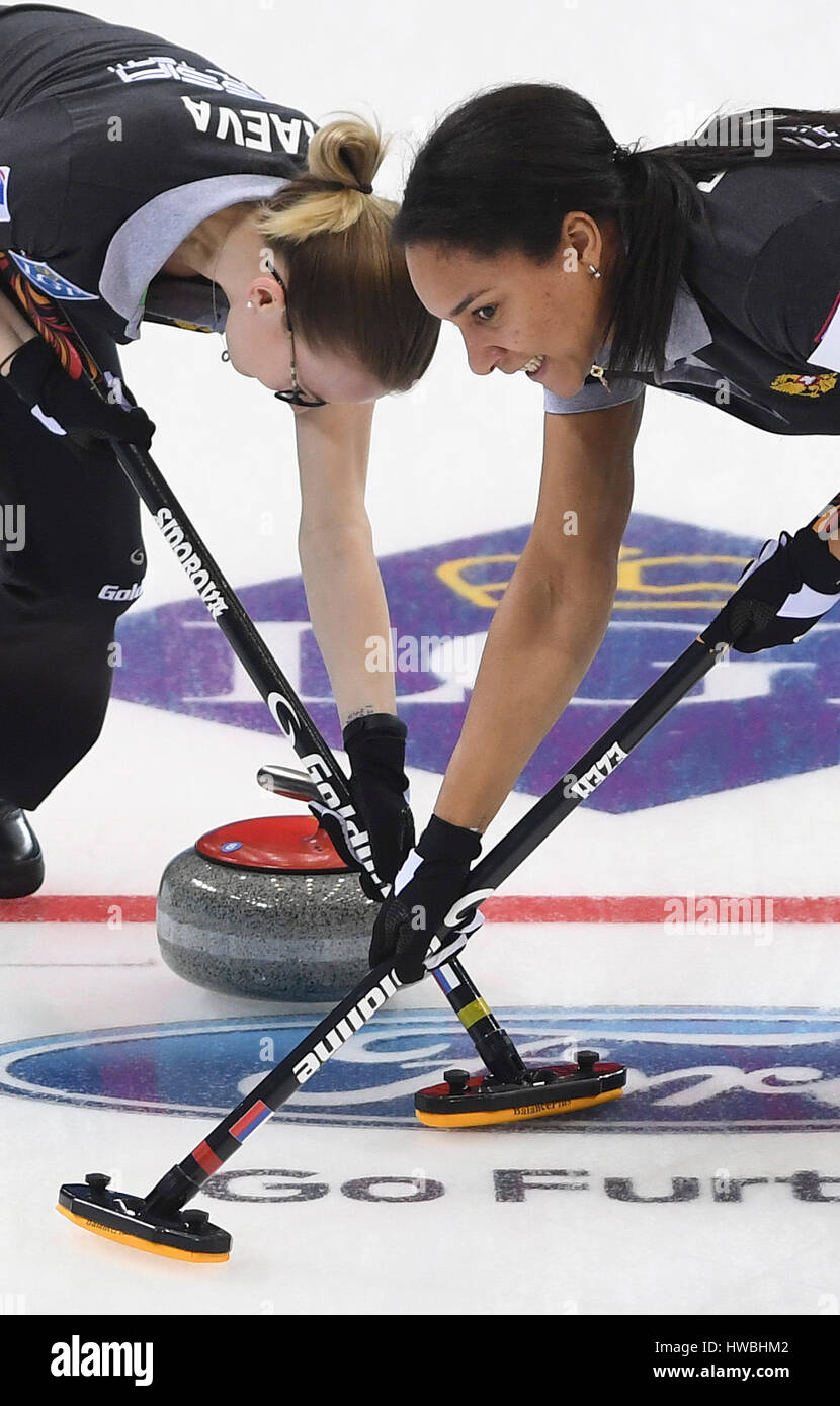 Beijing, China. 20th Mar, 2017. Nkeiruka Ezekh (R) and Alexandra Raeva ...