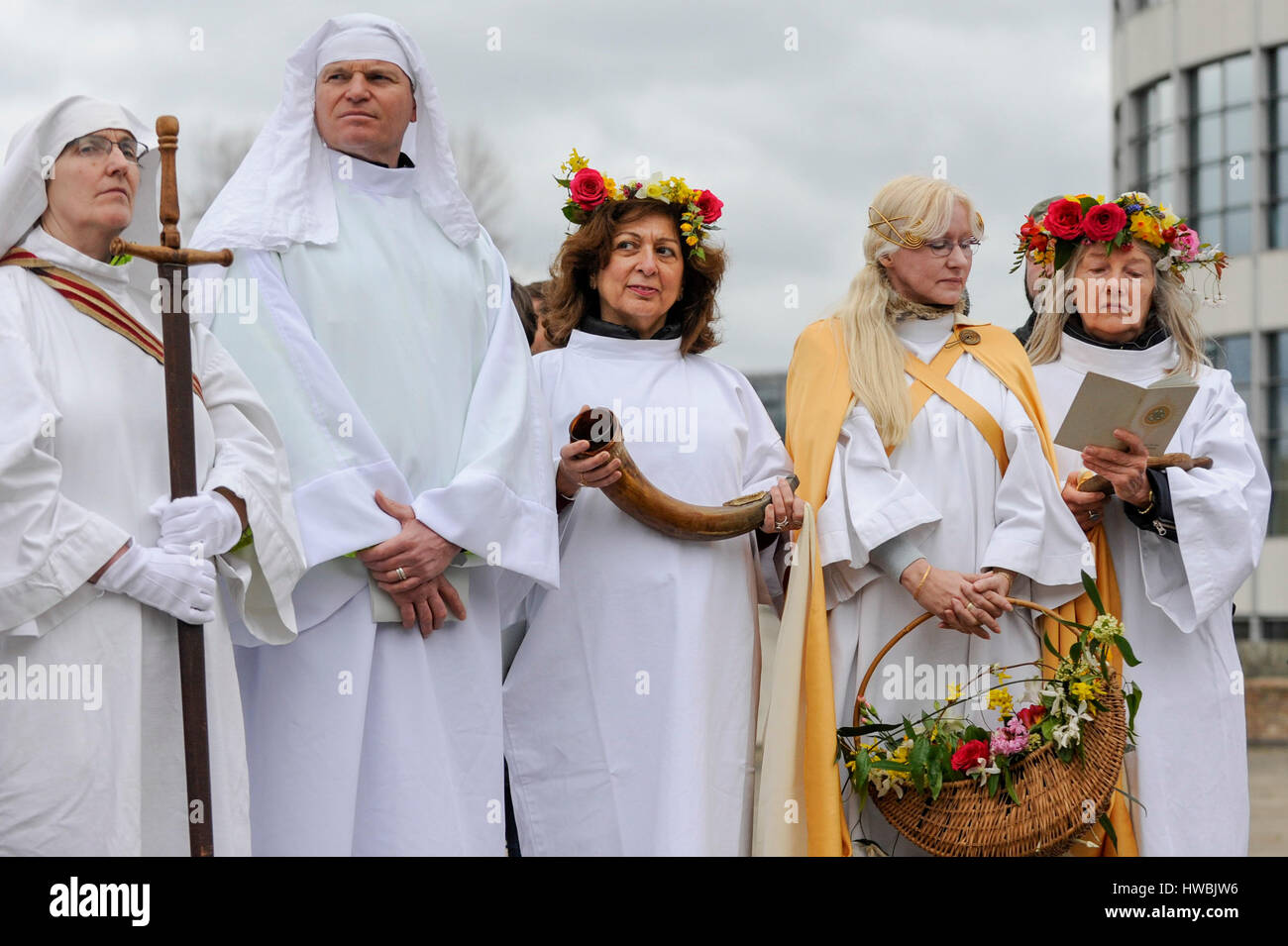 London, UK. 21 March 2017. Druids celebrate the arrival of the Spring ...