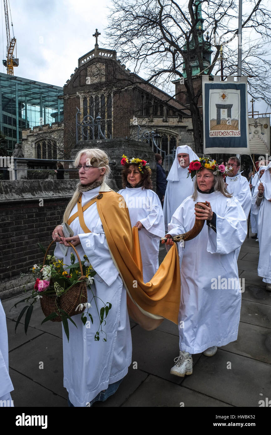London, UK. 20th Mar, 2017. Druids celebrate the spring Equinox at the ...