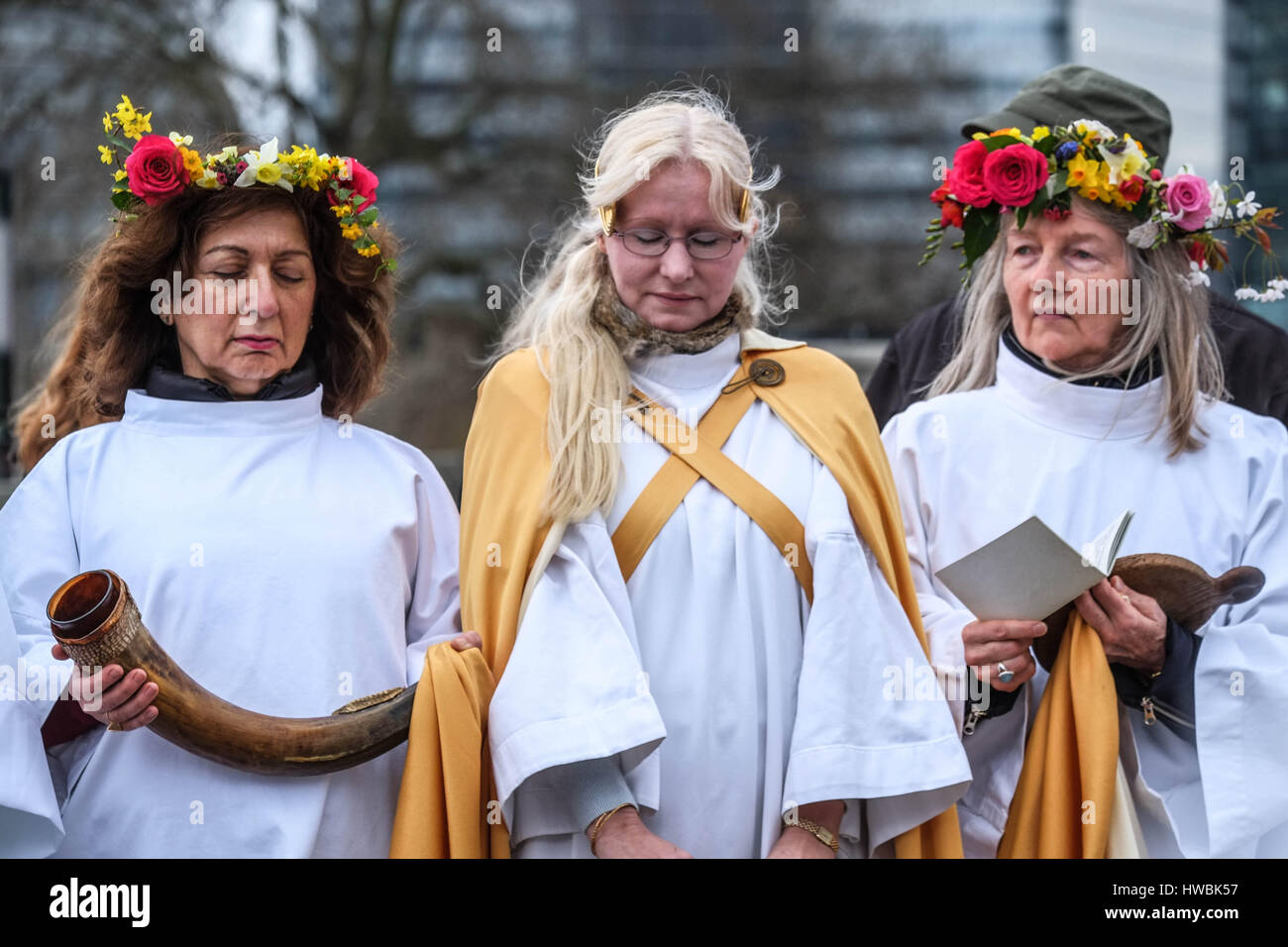 London, UK. 20th Mar, 2017. Druids celebrate the spring Equinox at the ...