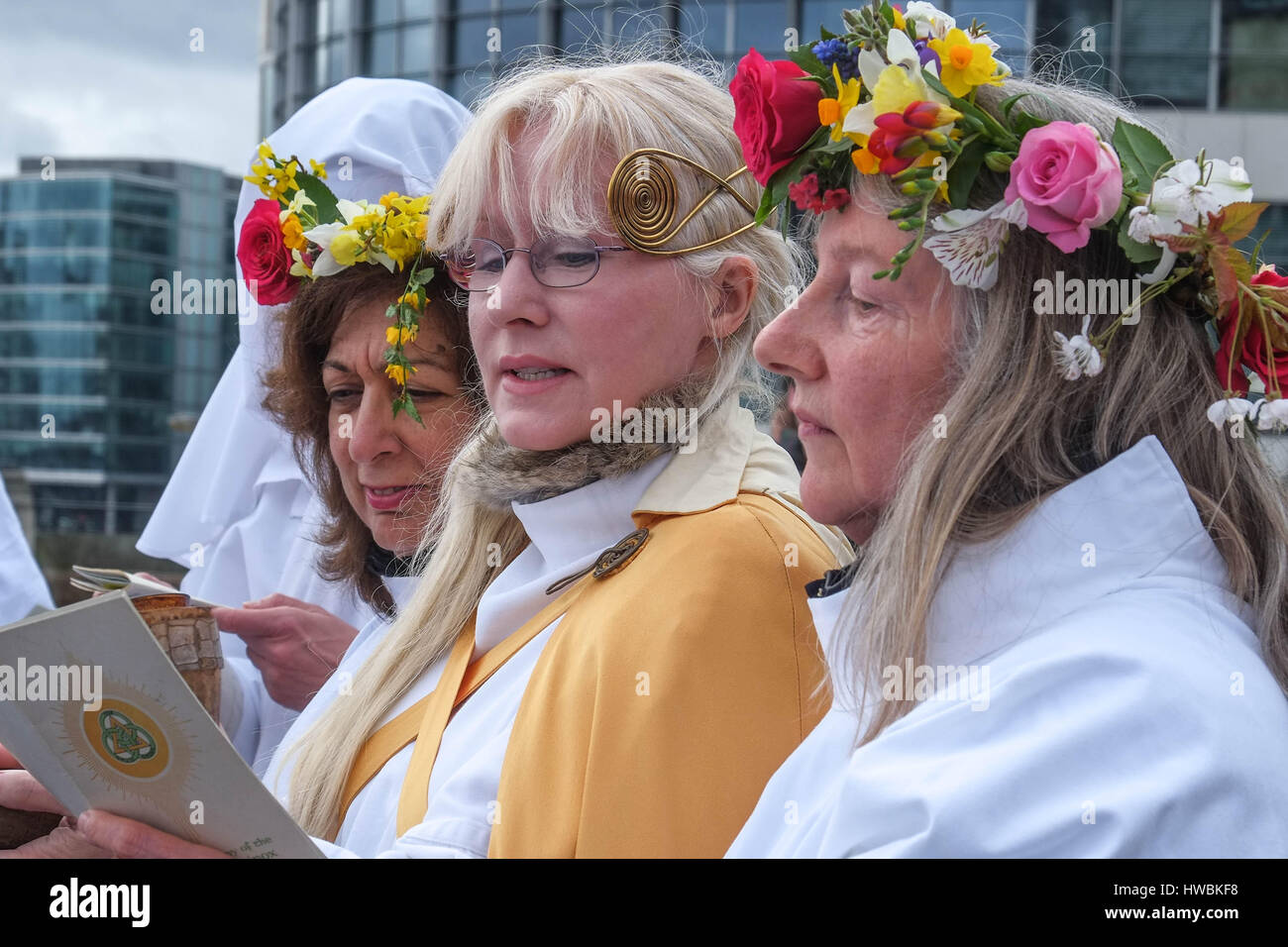 London, UK. 20th Mar, 2017. Druids celebrate the spring Equinox at the ...