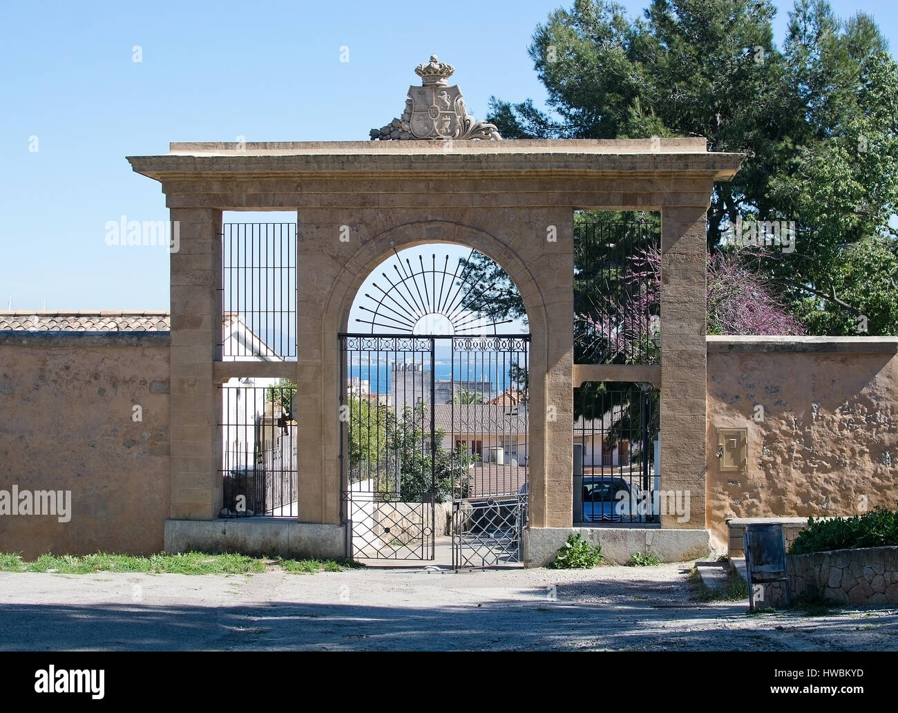 PALMA DE MALLORCA, SPAIN - MARCH 18, 2017: Vaulted gate entrance into ...
