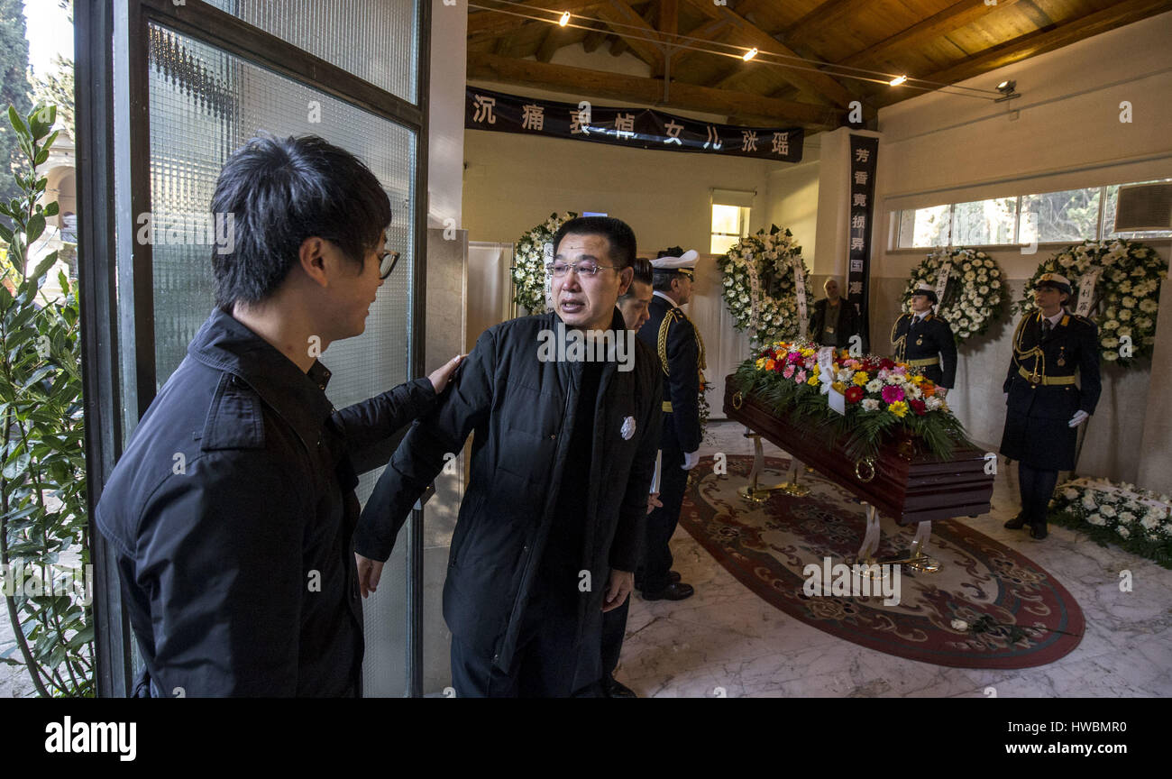 Chinese funeral hi-res stock photography and images - Alamy