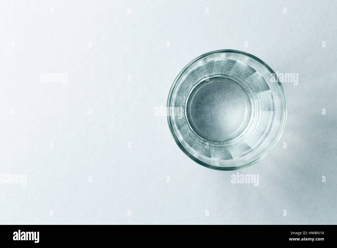 Glass of water top view hi-res stock photography and images - Alamy