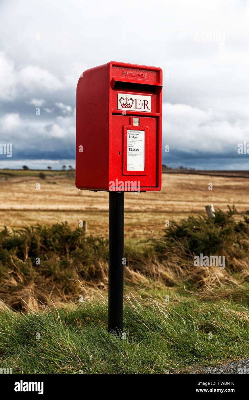 Royal mail and parcelforce hi-res stock photography and images - Alamy