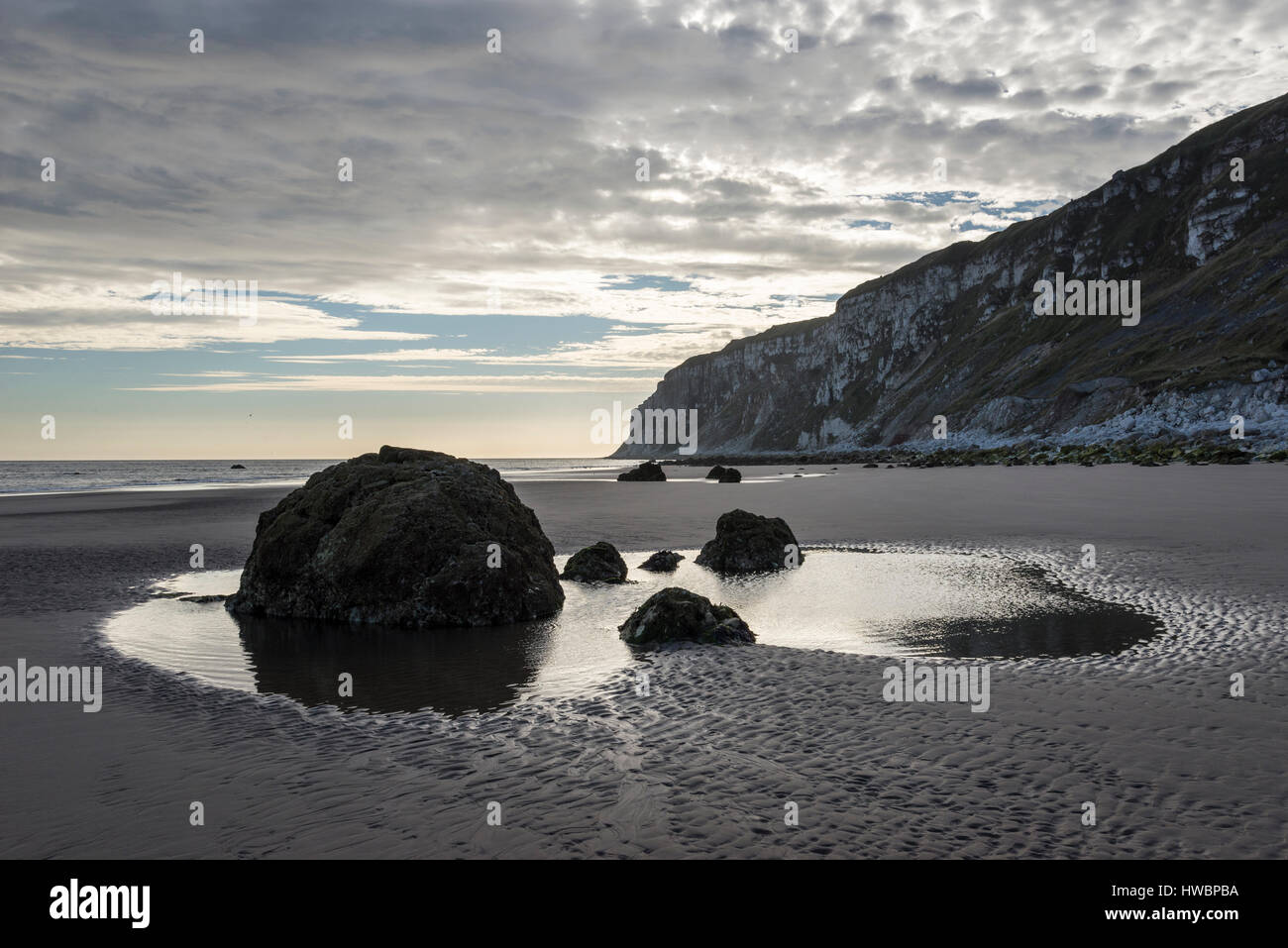 Speeton cliffs hi-res stock photography and images - Alamy