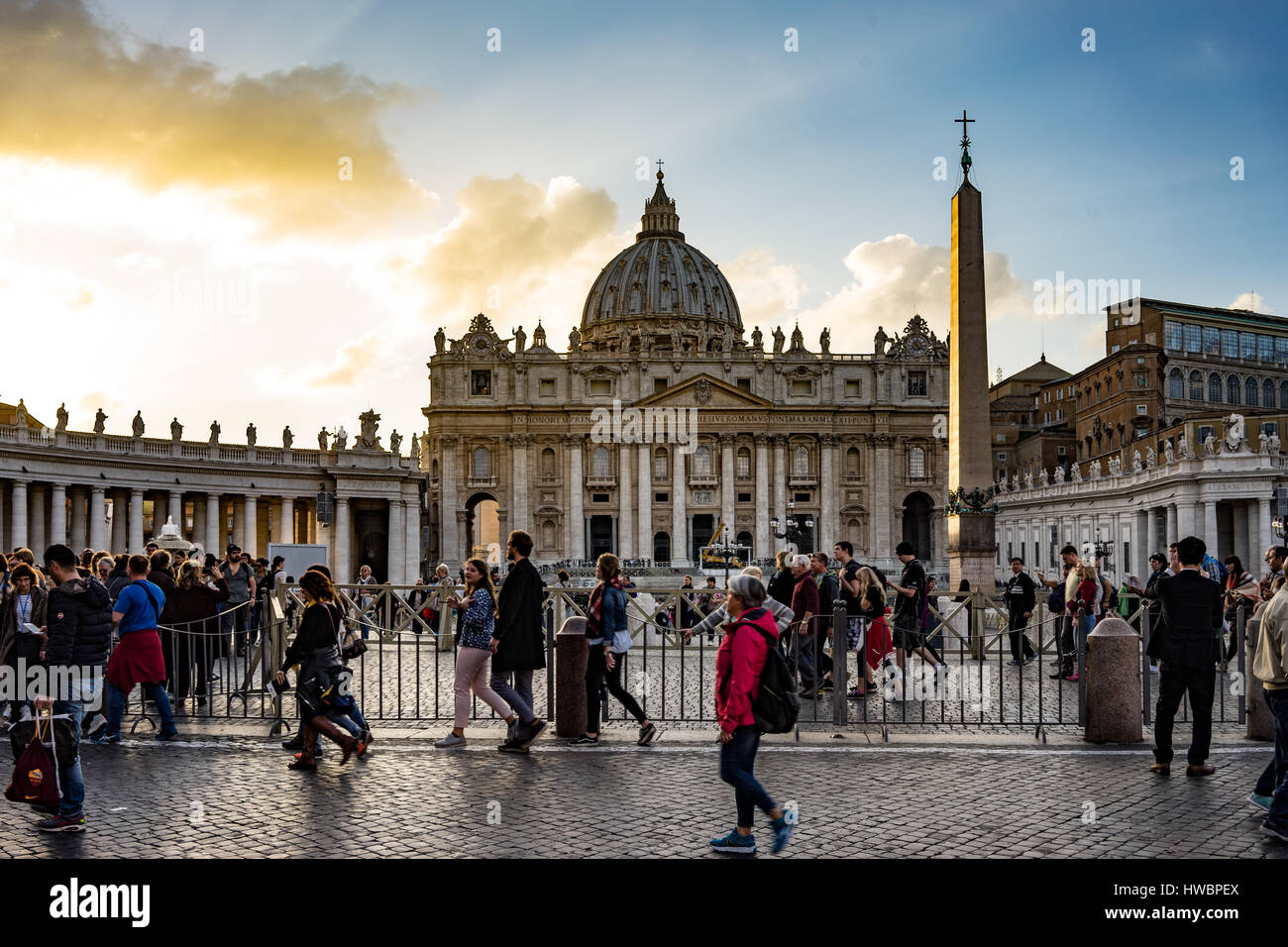 Photos of vatican city hi-res stock photography and images - Alamy