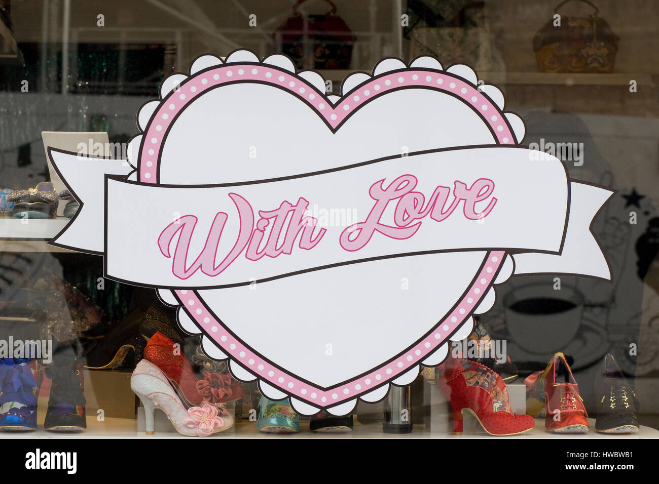 Mothers day window display hi-res stock photography and images - Alamy