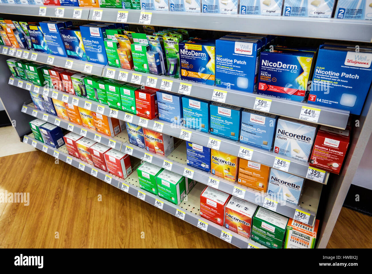 Drug stores hi-res stock photography and images - Alamy