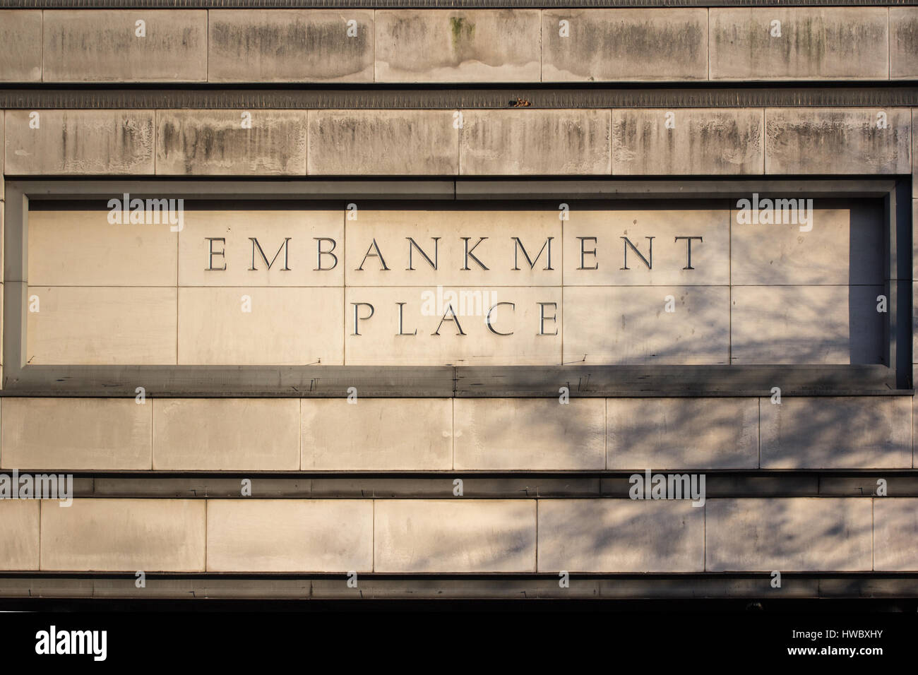 Embankment place hi-res stock photography and images - Alamy