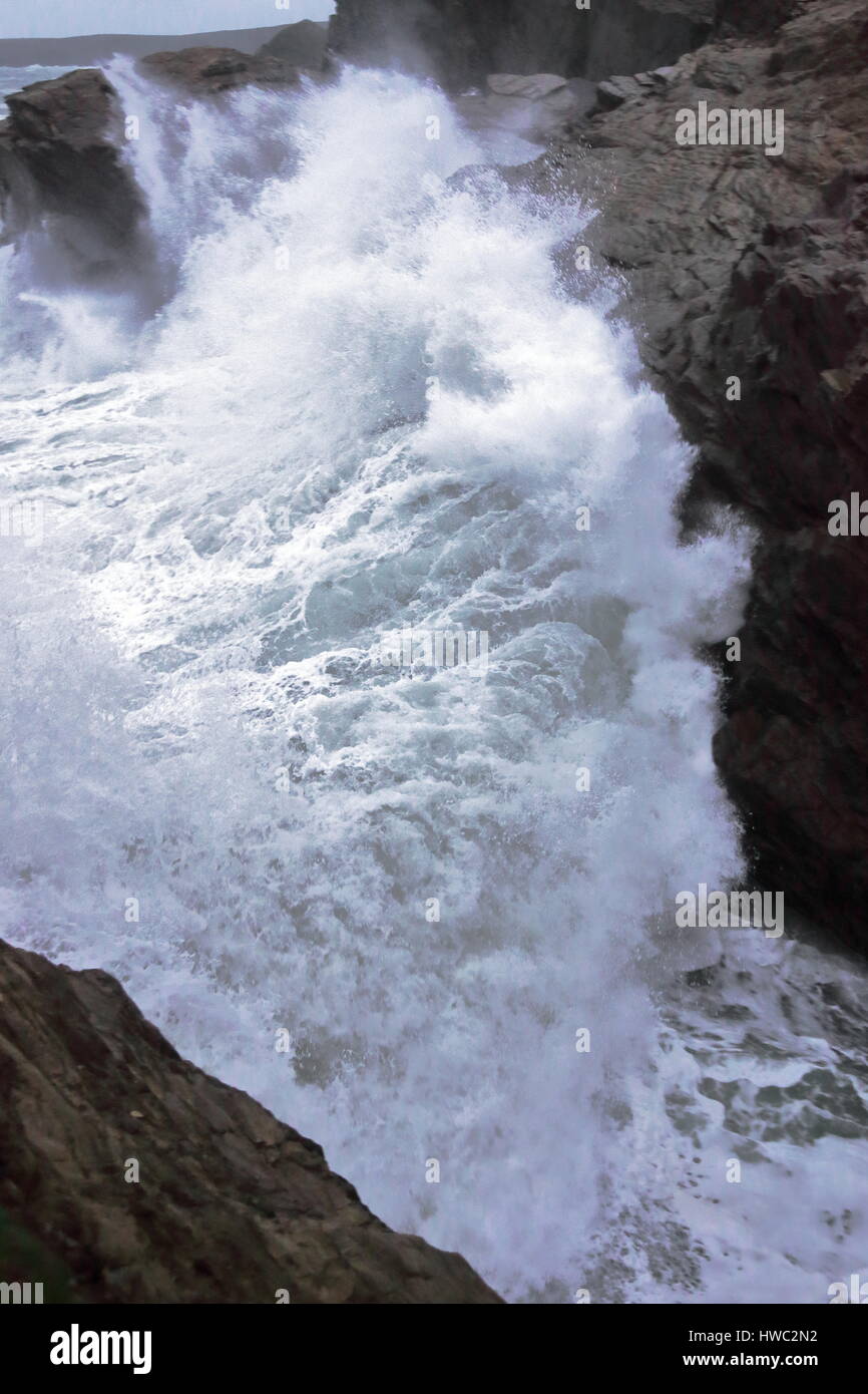 Massive storm surges in November 2013 pound the Cornish beaches of ...