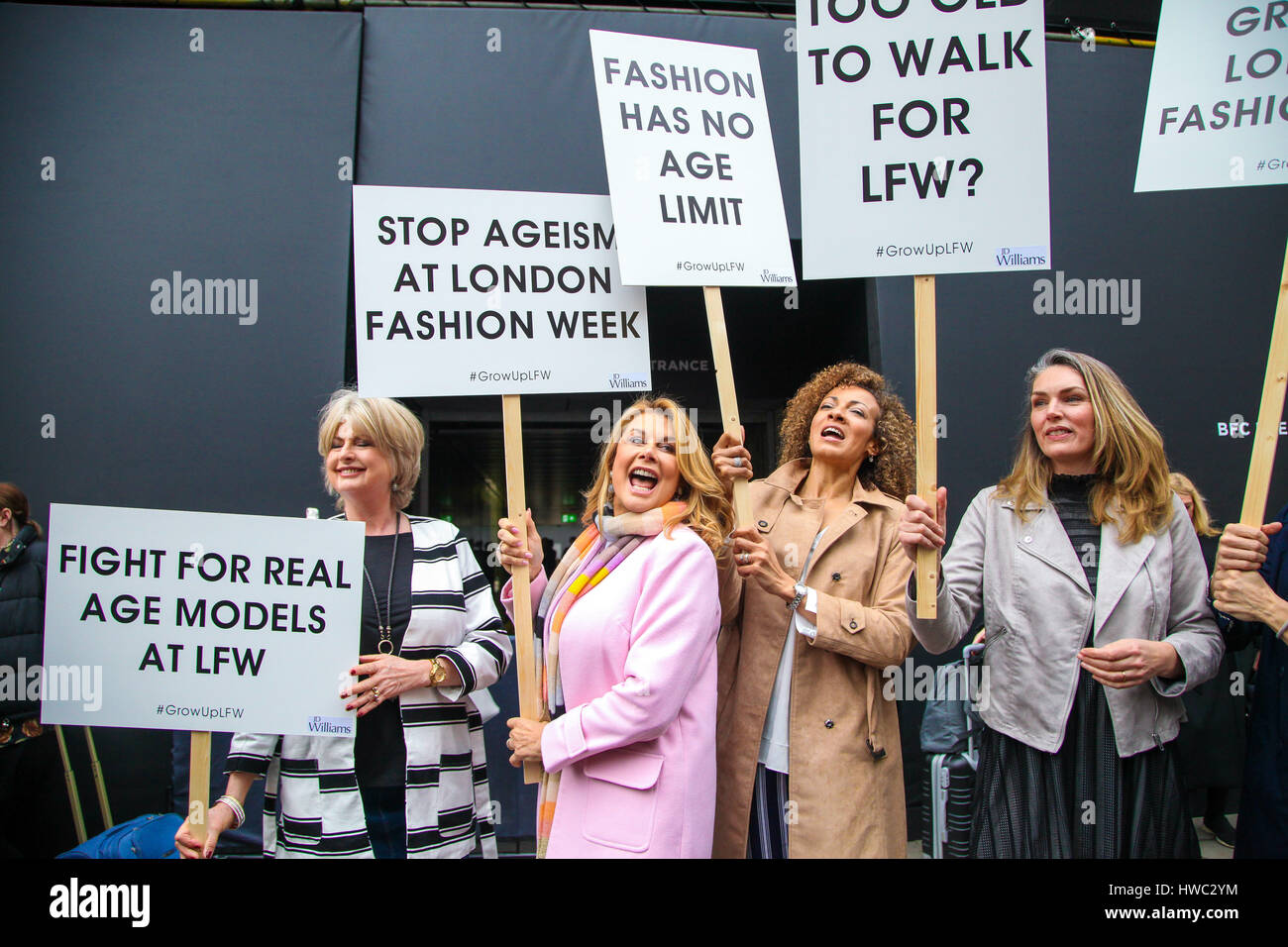 The sun page 3 model hi-res stock photography and images - Alamy