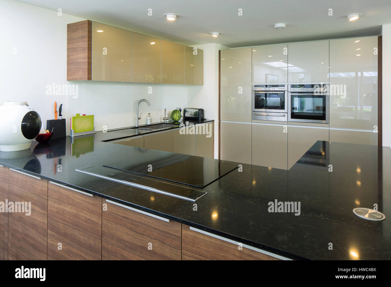 Kitchen interior modern full view hi-res stock photography and images ...