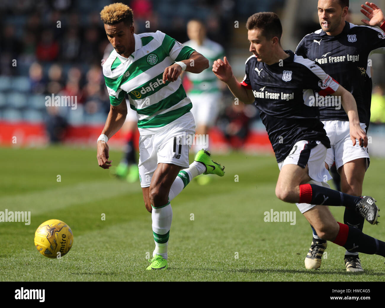 Celtic's Scott Sinclair (left) and Dundee's Cameron Kerr battle for the ...
