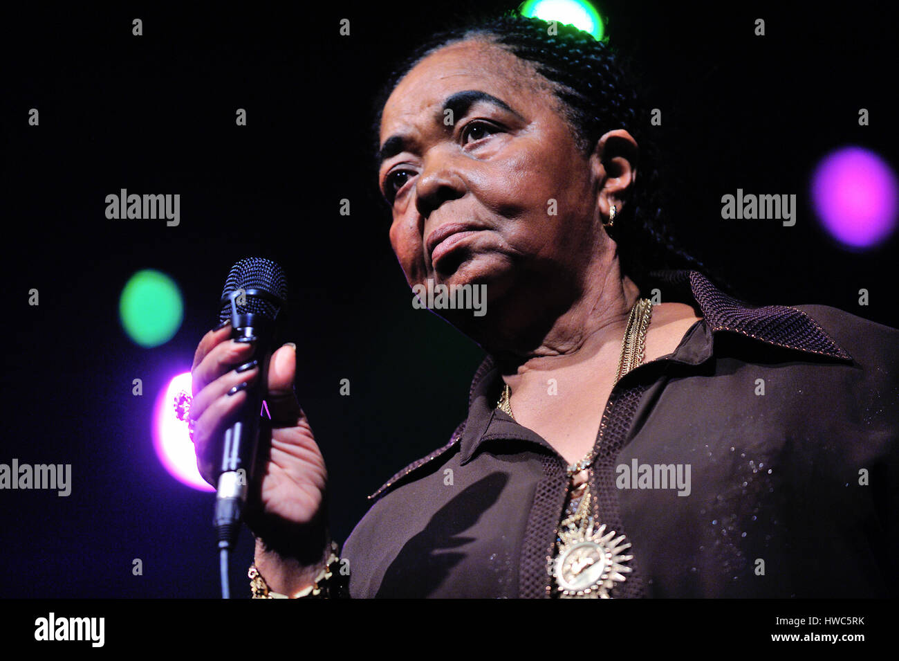 Singer, Cesaria Evora, music, acoustic, africa, album, bare, cape, cave ...