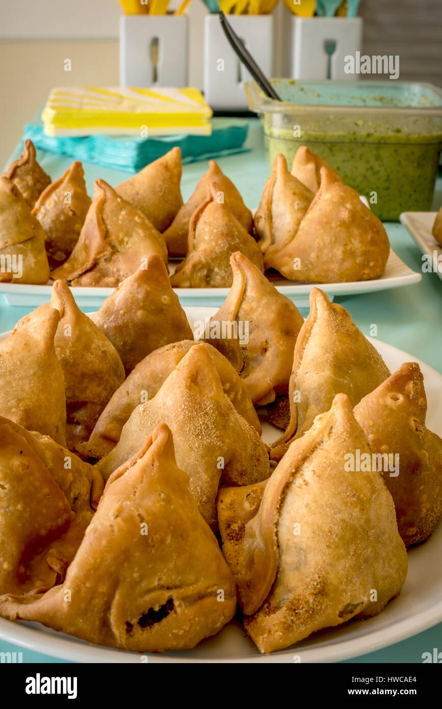 Unique Indian food of Samosa on a platter Stock Photo - Alamy