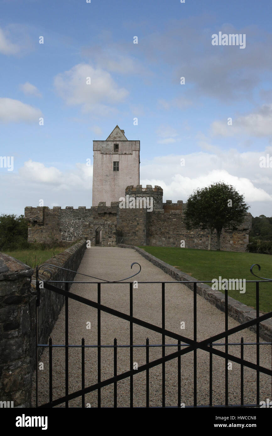 Creeslough hi-res stock photography and images - Alamy