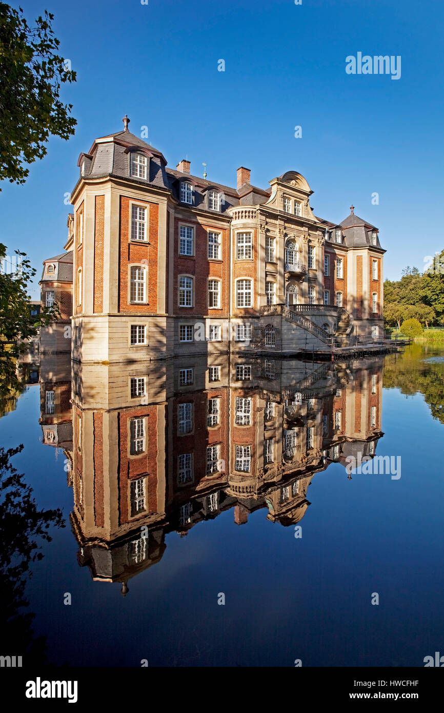 Schloss loburg hi-res stock photography and images - Alamy